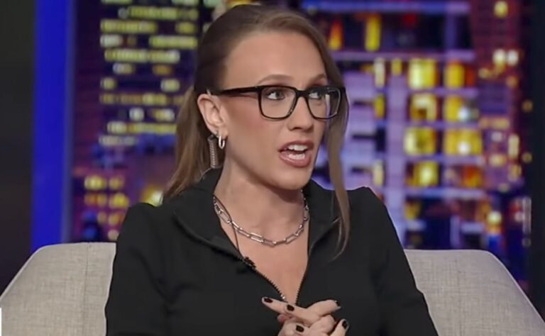 Kat Timpf - Political Commentator & Author | The GK Tree